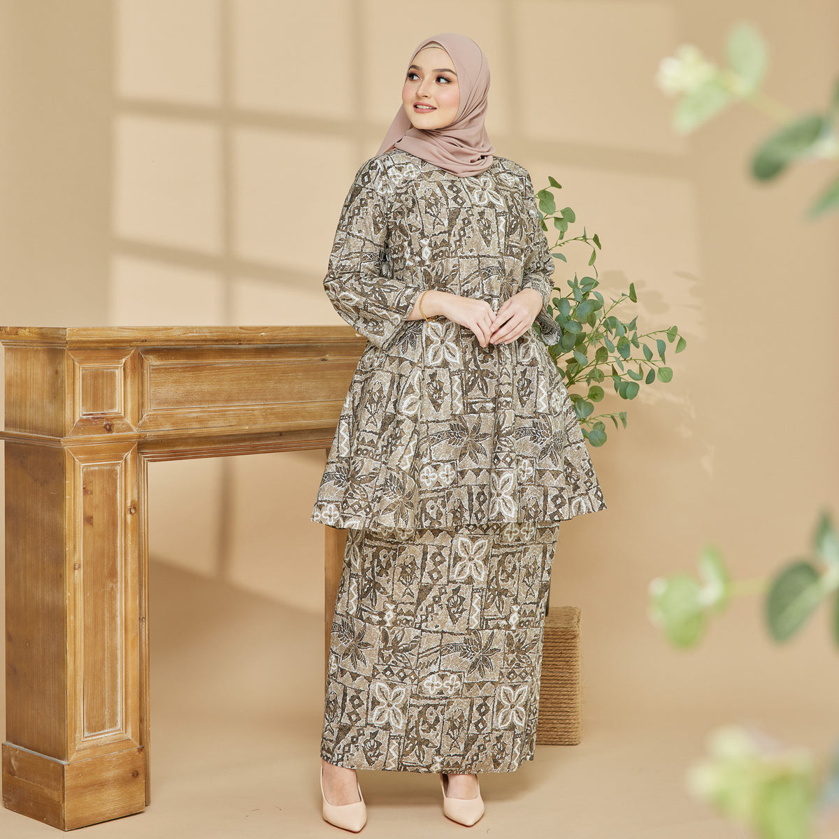 Habib Traditional Batik Kurung Set - Coffee – YOUWEARMODESTY